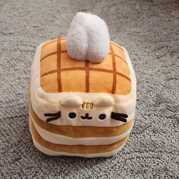 Pusheen | Toys | Pusheen Waffle Stack Squisheen 6 Plush | Poshmark